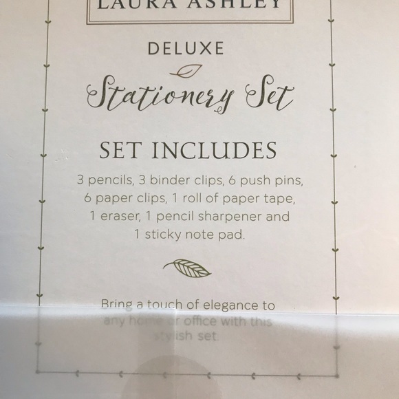 Laura Ashley | Office | Laura Ashely Deluxe Stationery Set | Poshmark